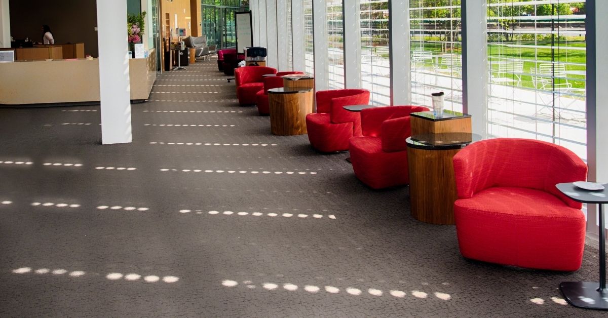 Benefits of a Walk-Off Mat in a Business Entryway | AMARCO Products